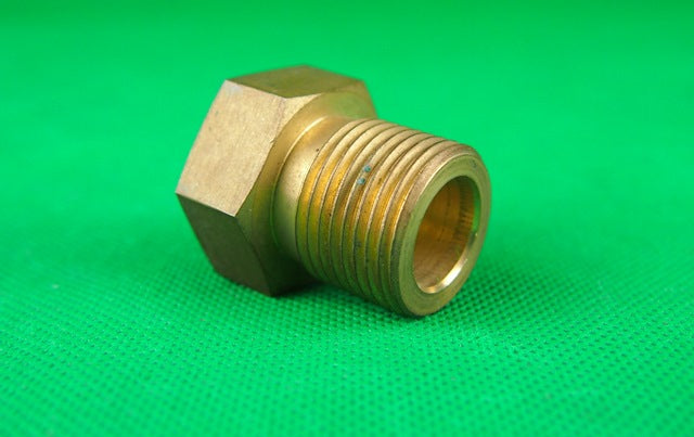 Gas Regulator Nut RH Type 10 4R600RN – Bob The Welder